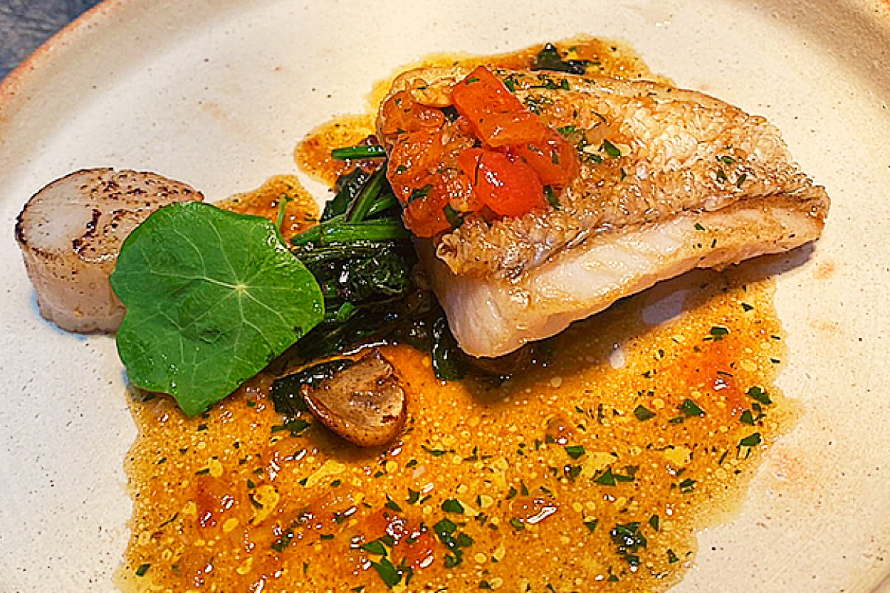 Home - restaurant kigi (レストラン キギ)